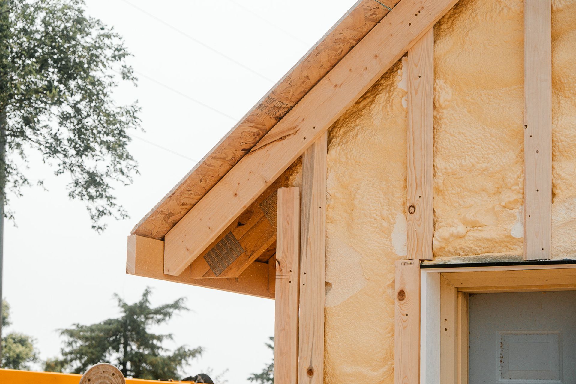 X Bracket System for Home Insulation - InSoFast